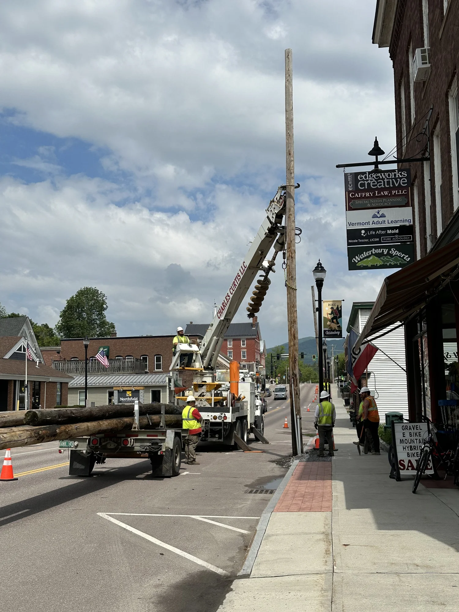 Main Street poles finally come down; sidewalk patches await — Waterbury ...