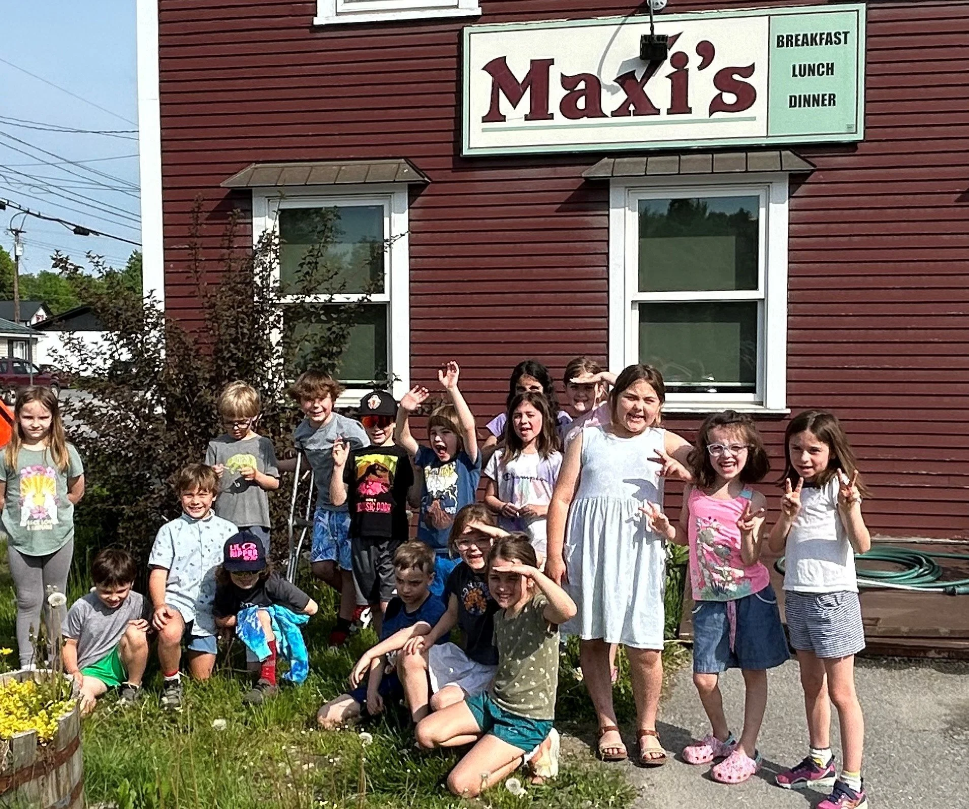 Maxi’s serves up the First Grade Special — Waterbury Roundabout