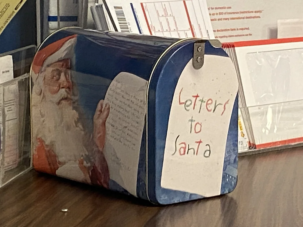 Santa prefers letters: Drop off by Dec. 21 — Waterbury Roundabout