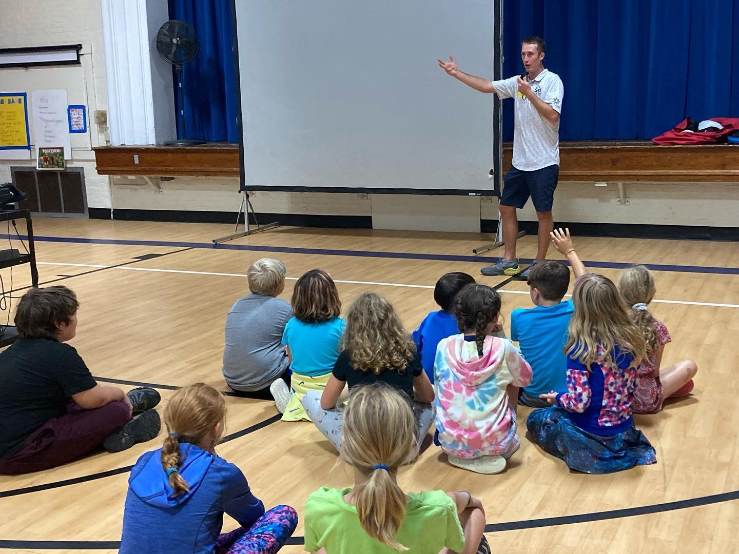 Brookside kids get disc golf lesson from a pro — Waterbury Roundabout