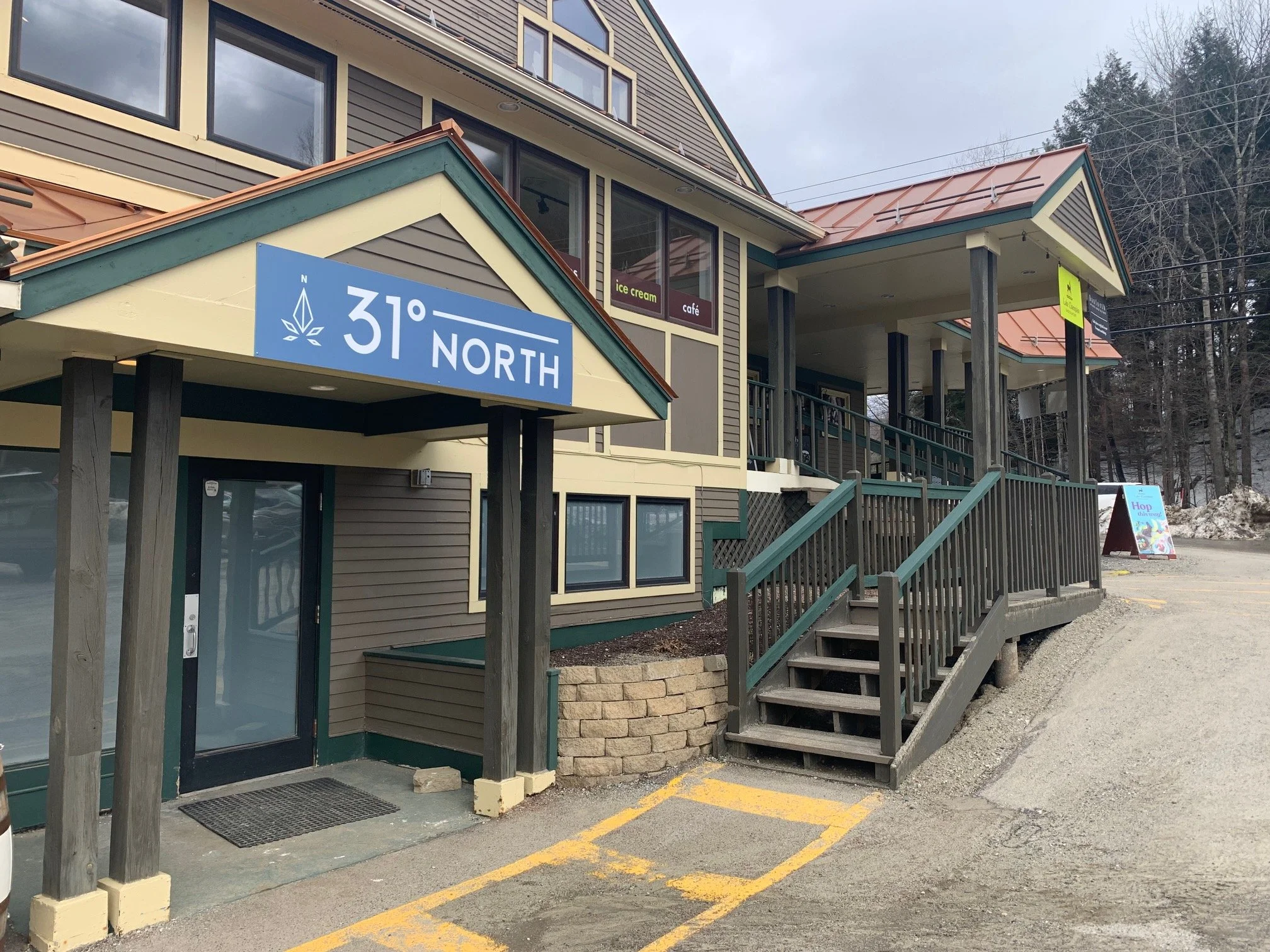 New shops grow Waterbury’s cannabis retail scene — Waterbury Roundabout