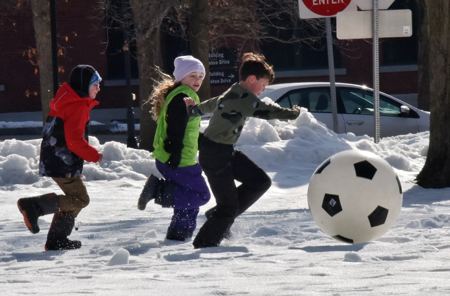 15th Winterfest serves up chill-defying events for all ages — Waterbury ...