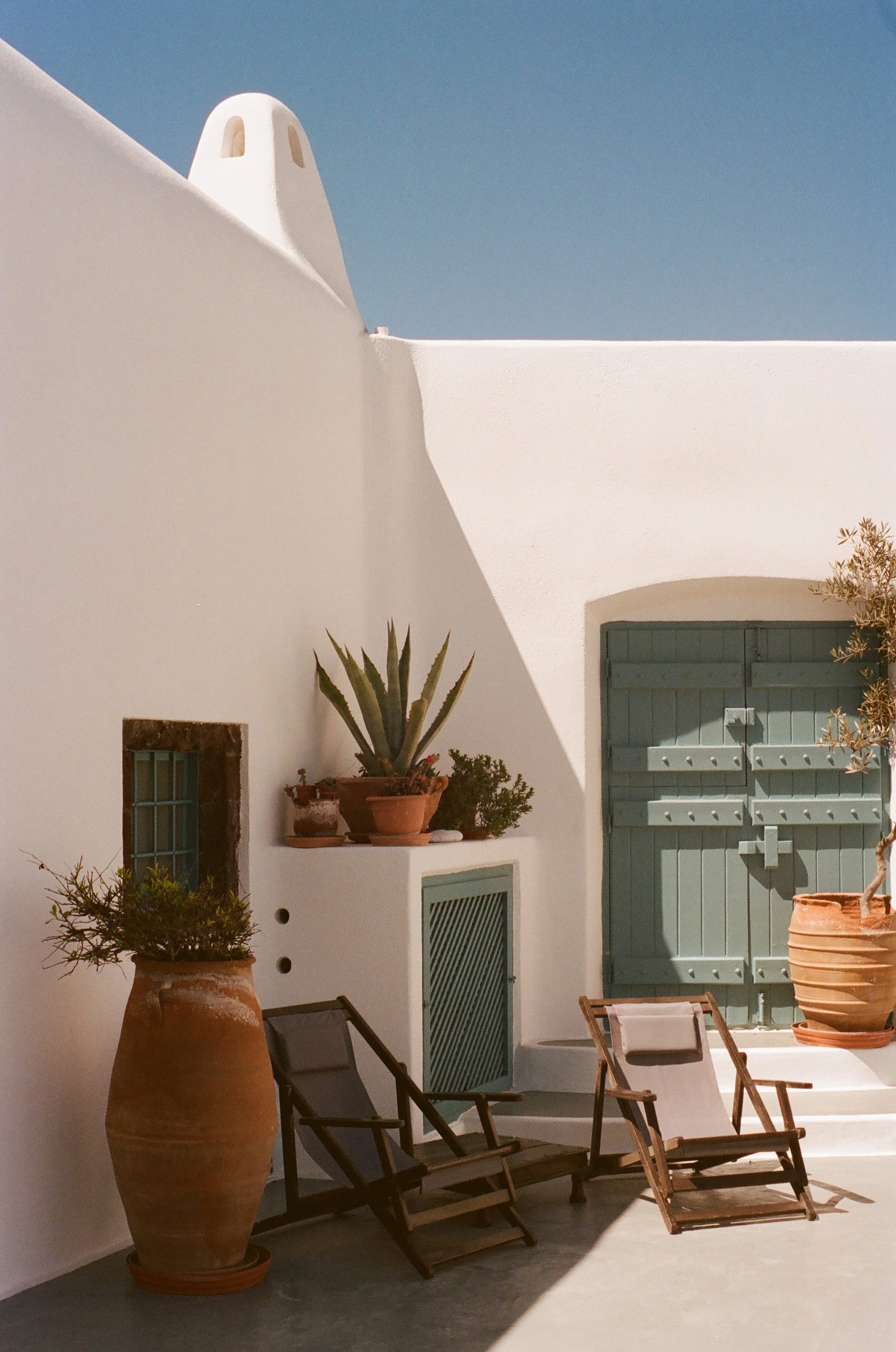 Your Guide to Santorini, Greece in the Spring — Erin Molstad