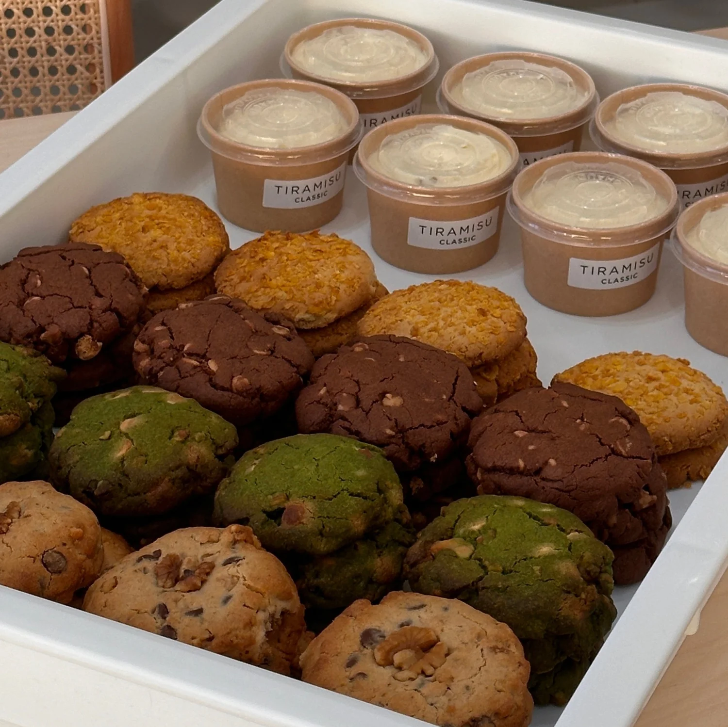 COFFEE LUNAR - Specialty Drinks and Desserts