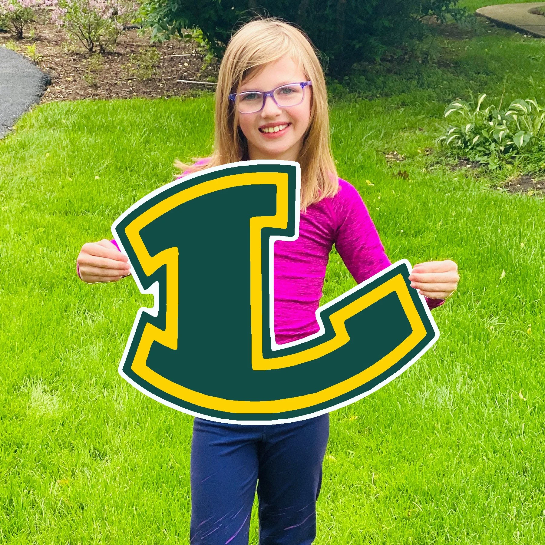 Longview High School Lobo Logo Lawn Sign — Custom Lawn Sign
