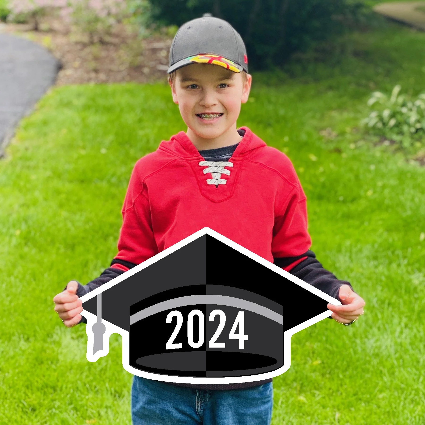 Large Graduation Cap 15" x 27" — Custom Lawn Sign