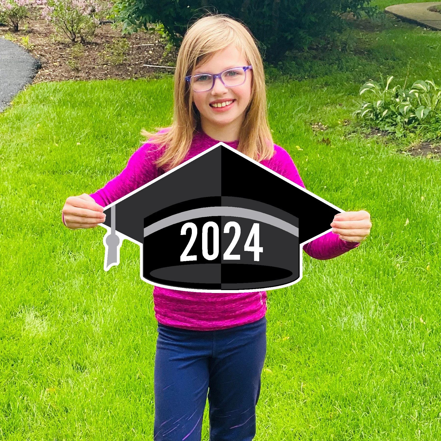 Class of (YEAR) Graduation Lawn Sign with Picture — Custom Lawn Sign