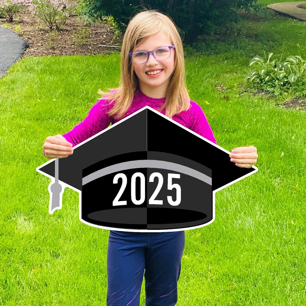 Class of (YEAR) Graduation Lawn Sign with Picture — Custom Lawn Sign