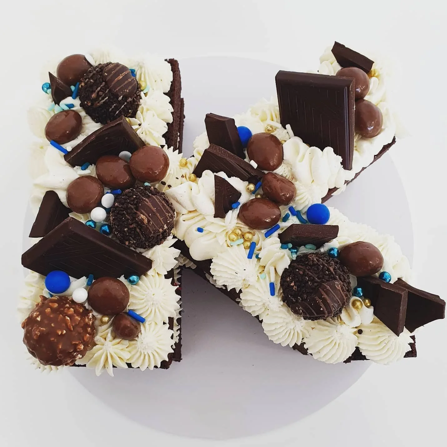 Event Cakes — Wedding and Event Cake Specialist | Dragonfly Cakes