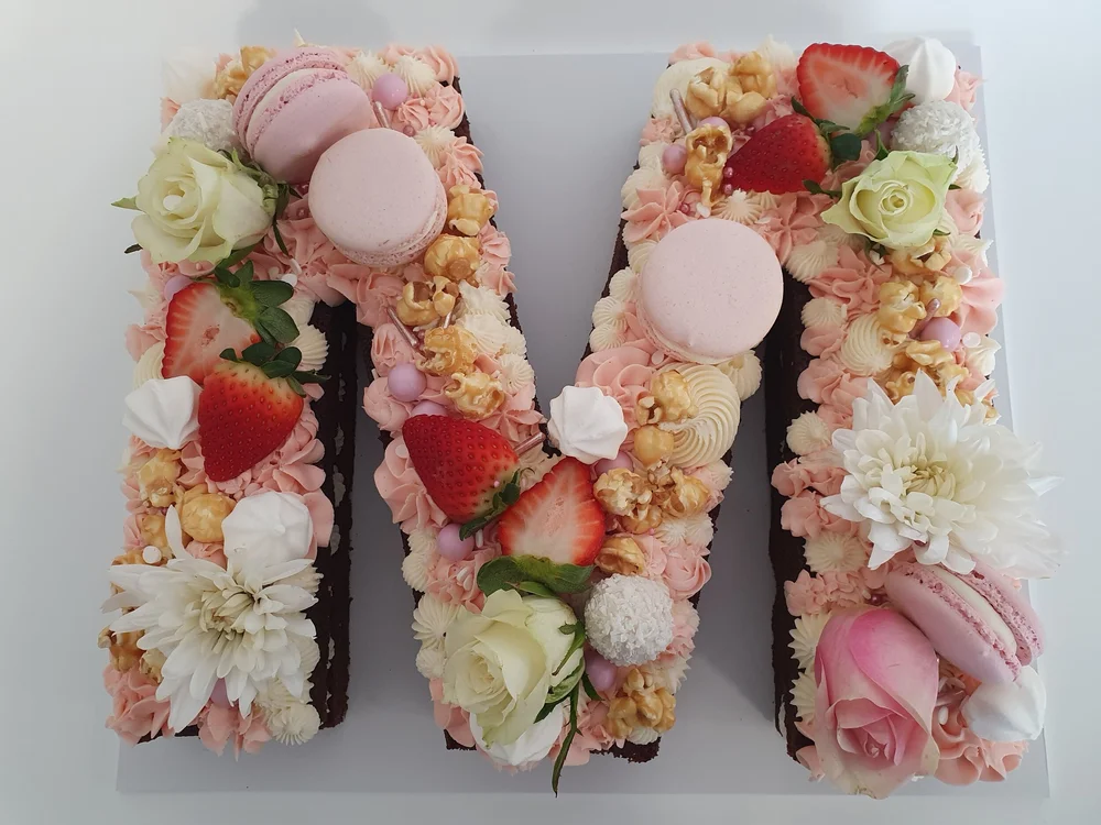 Event Cakes — Wedding and Event Cake Specialist | Dragonfly Cakes