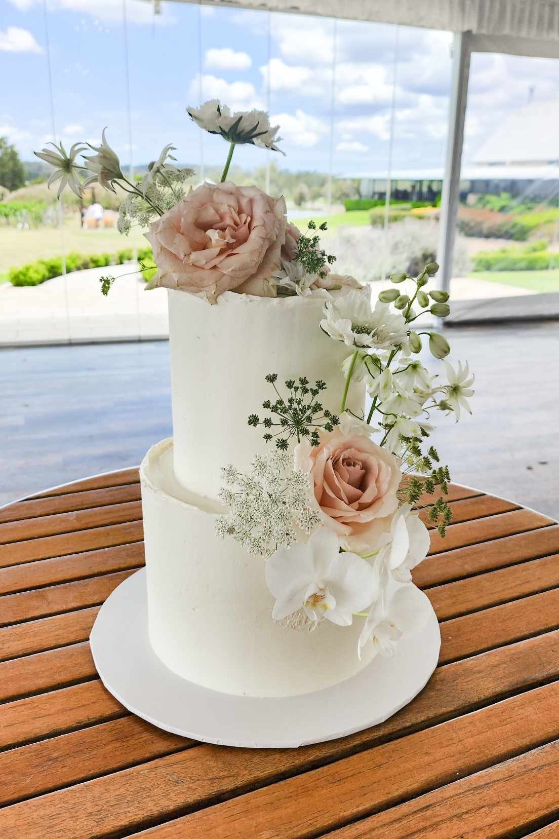 Wedding Cakes — Wedding and Event Cake Specialist | Dragonfly Cakes