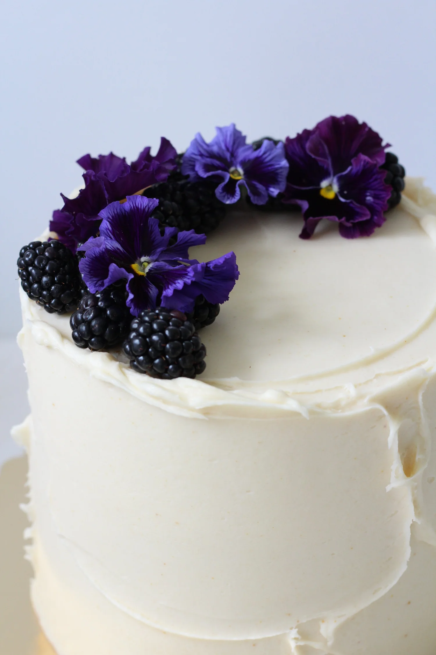 Custom Cakes in Seattle | Order Your Cake Now — Delicately Sweet ...