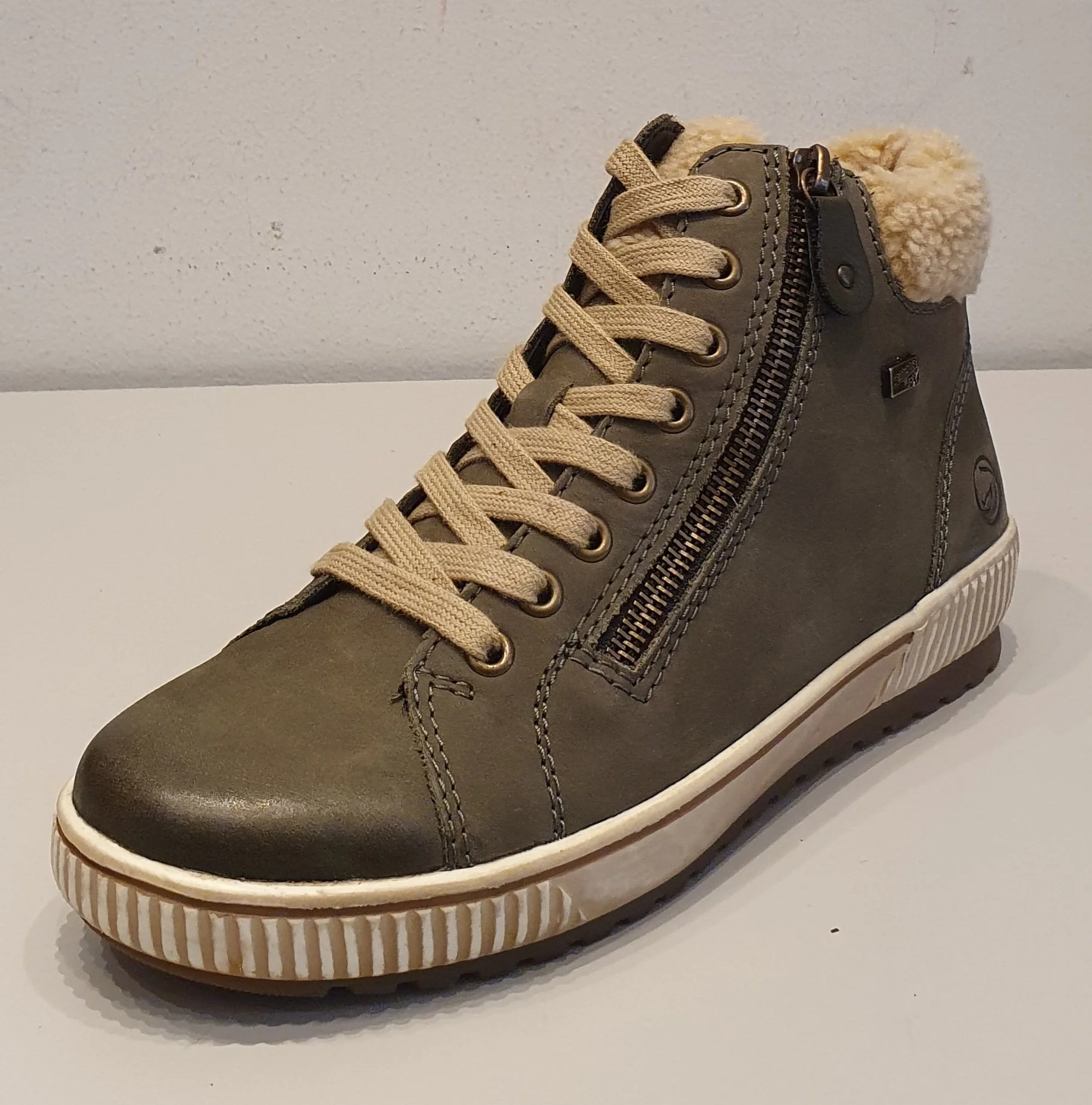 BOTILLONS / BOOTS FOURRES — Mariejess