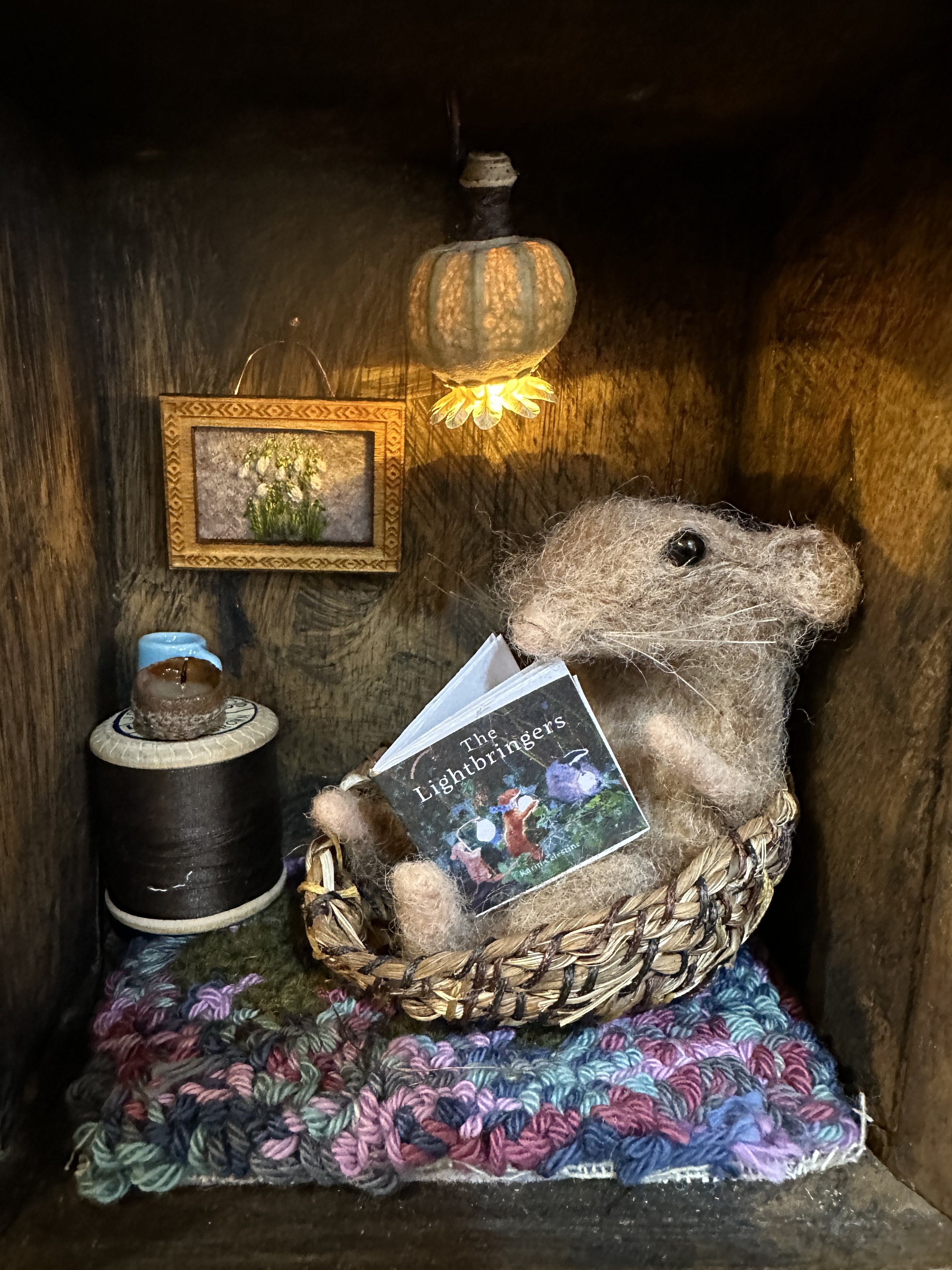 The Hedgehog Pottery’s first firing — Celestine and the Hare