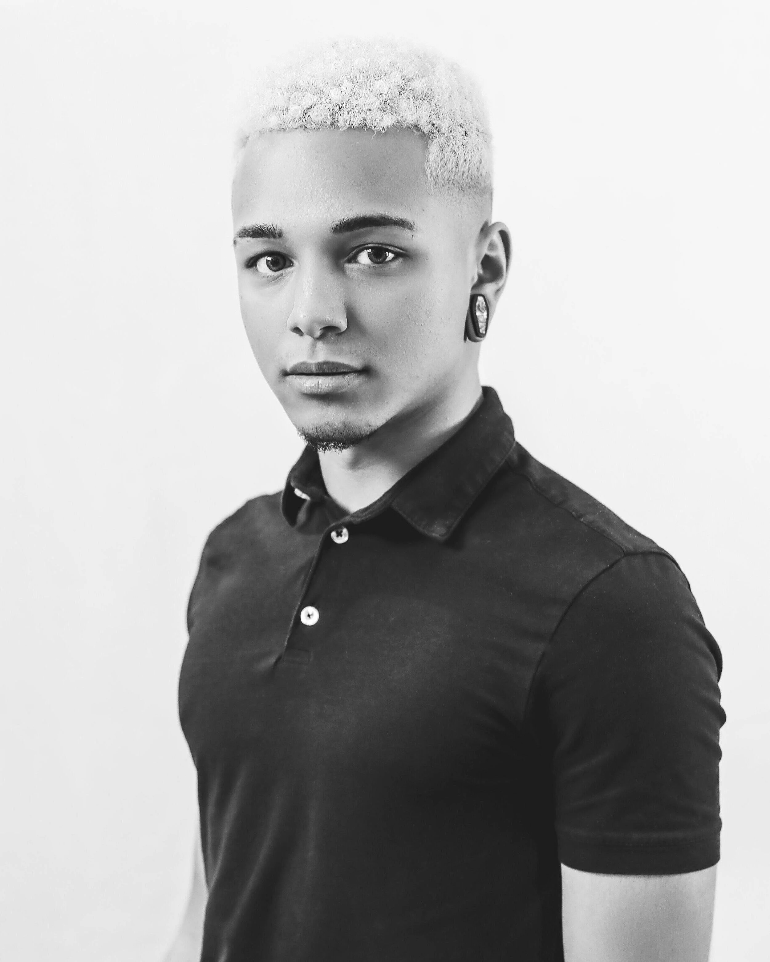 TEAM — Sören Salon