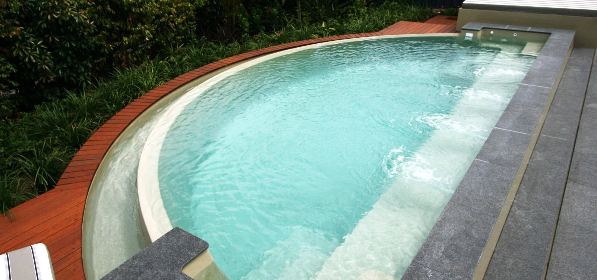 The Horizon Pool Model in Salisbury Mills, NY | Albert Group