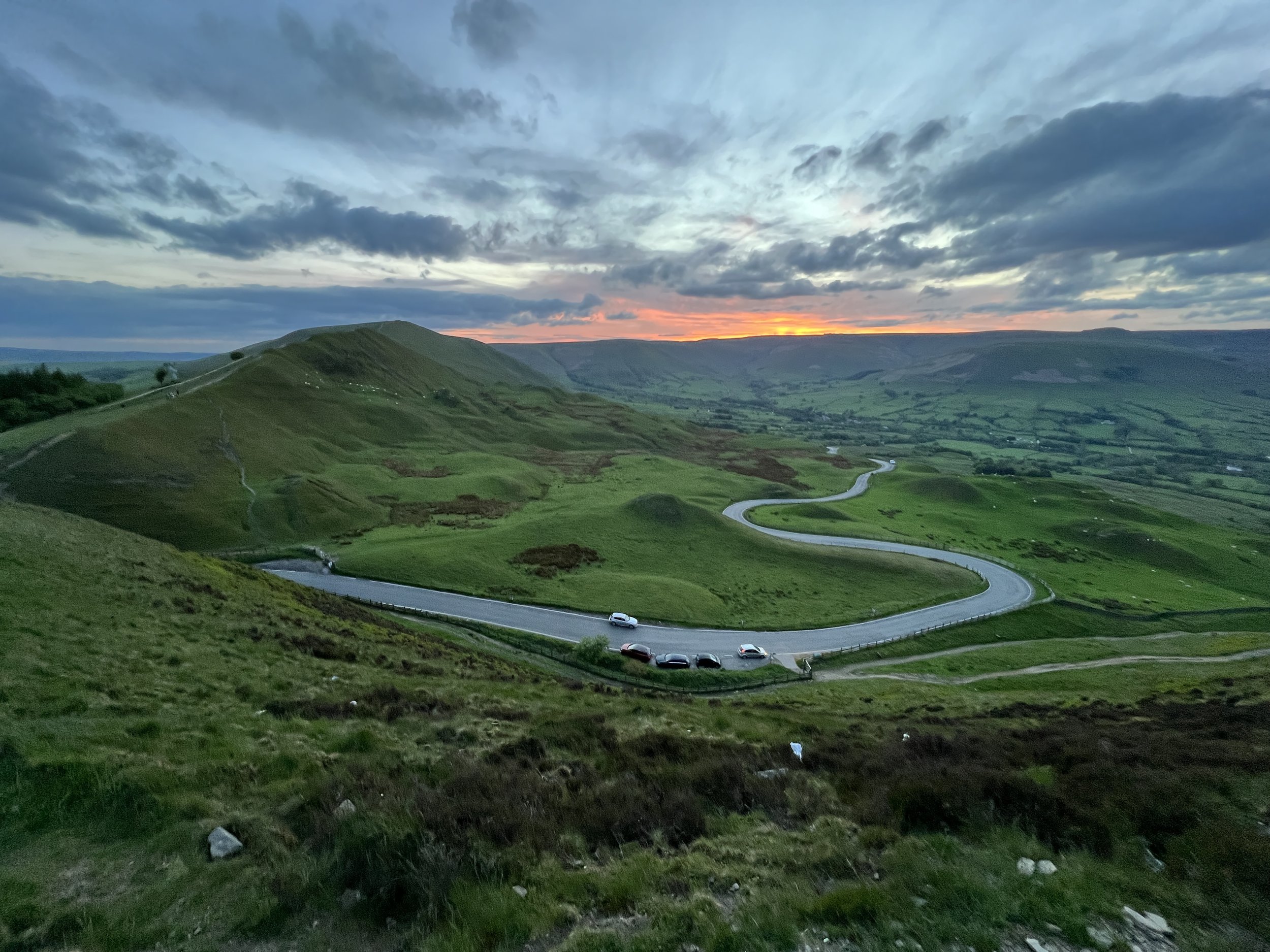 Edale Skyline - Peak District Walking Challenge