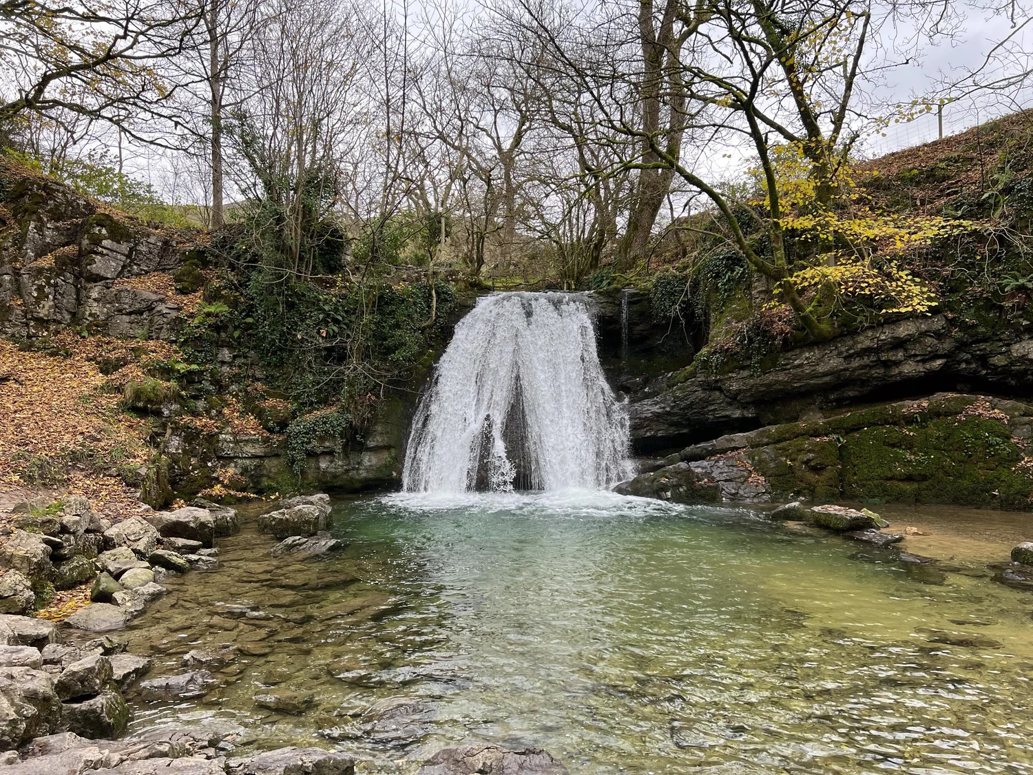 Yorkshire Dales Walking Break – Malham Cove & Grassington