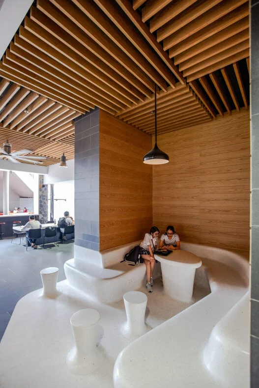 RMIT Beanland Refurbishment — OUT-2 Design | Award-Winning Architecture ...