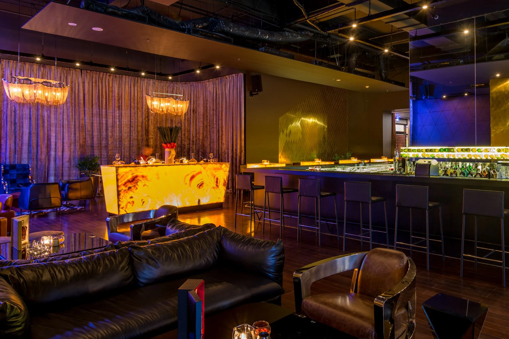 Amber Wine Lounge & Cellar — OUT-2 Design | Award-Winning Architecture ...