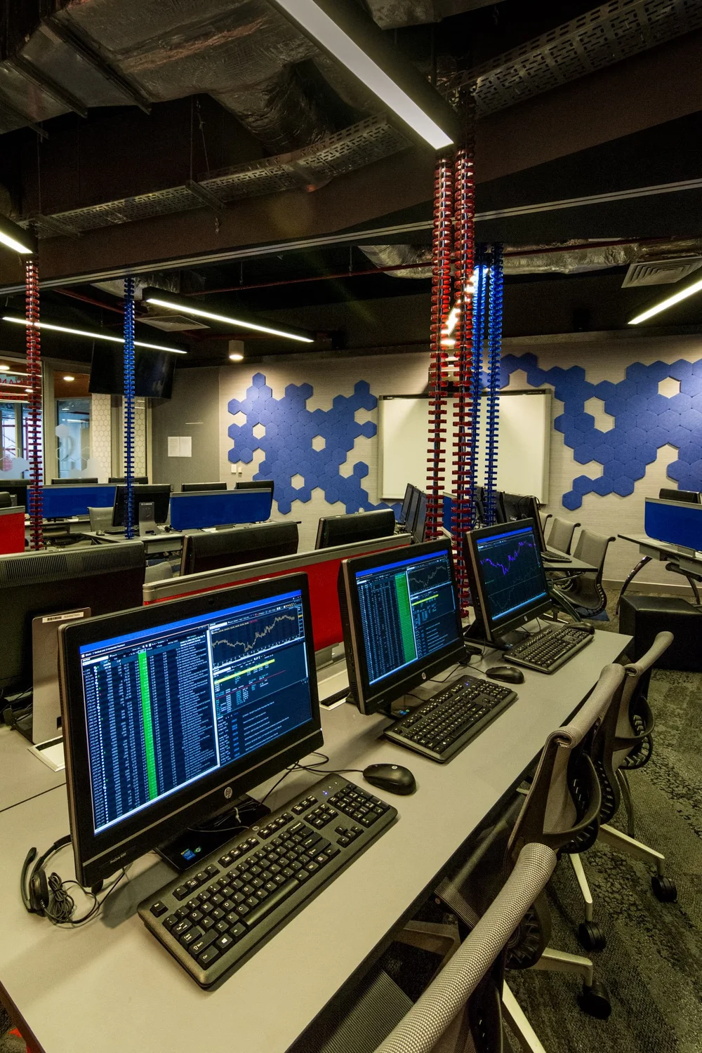 RMIT Financial Trading Lab — OUT-2 Design | Award-Winning Architecture ...