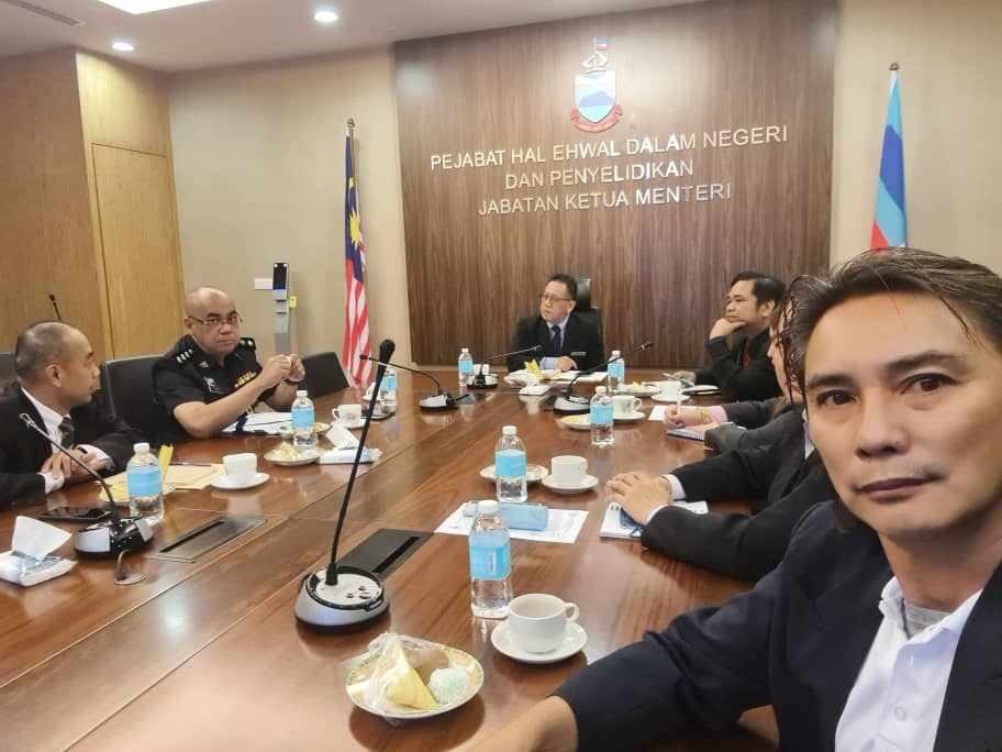 Beyond The Bombs: A Holistic Approach To Stopping Fish Bombing — Stop ...