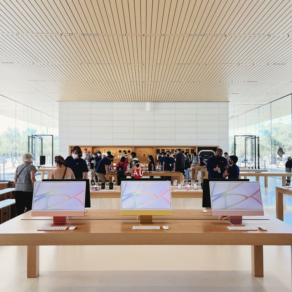Apple Park Visitor Center — Basic Apple Guy