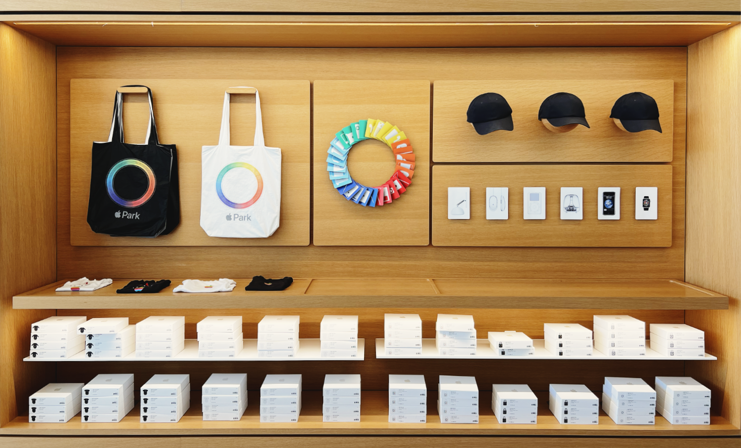 Apple Park Visitor Center — Basic Apple Guy