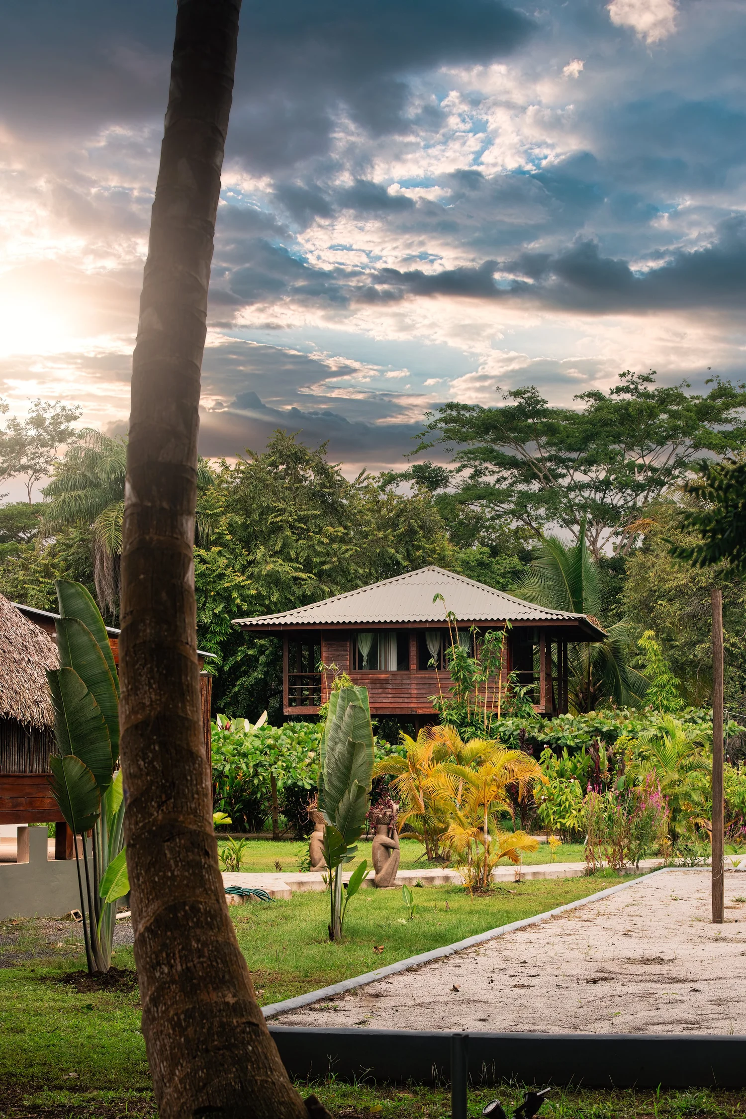 Panama Yoga Adventure Retreat | Waluaa Santa Catalina Panama