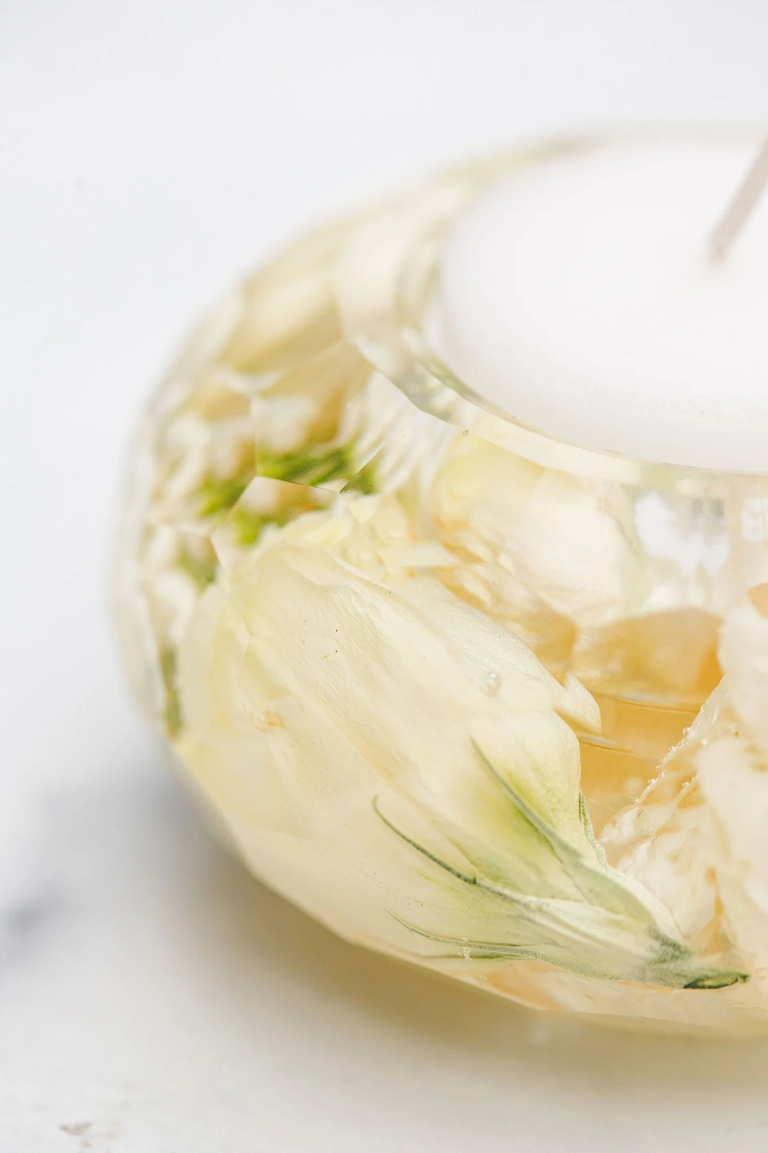 Preserving Sentimental Flowers from Anniversary Celebrations: A ...