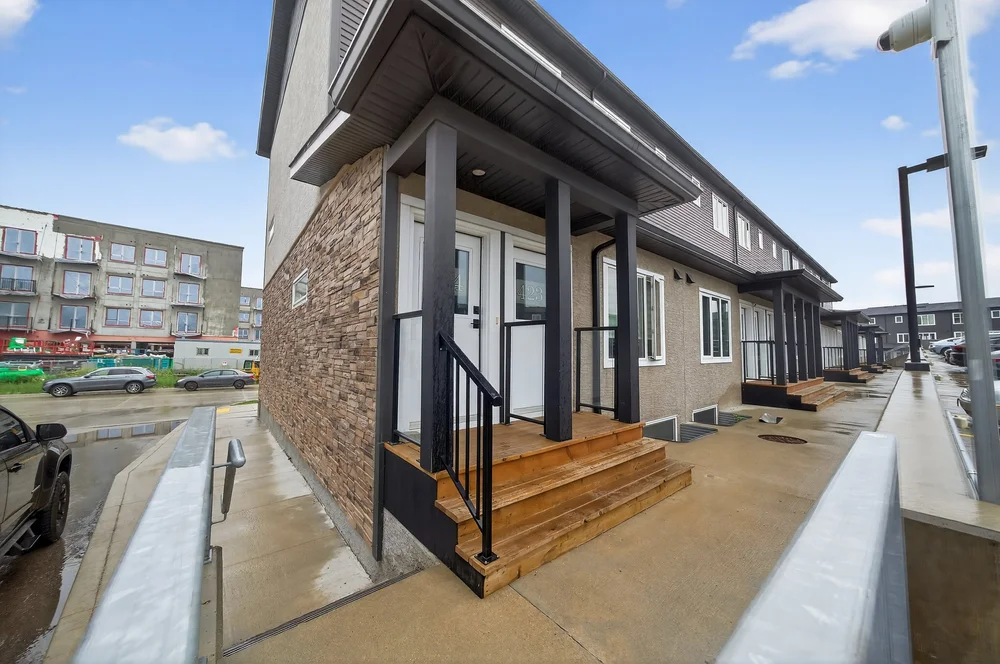424-325 Park East Drive | Discover Your Dream Home - Schedule a Visit ...