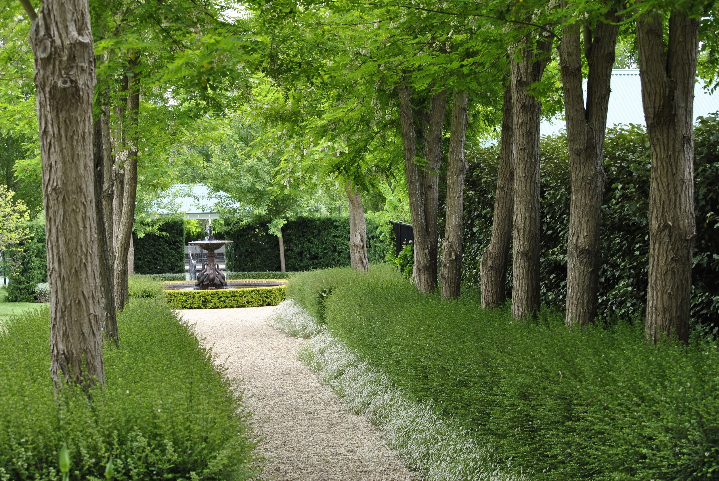 COUNTRY GARDENS — Michael Bligh & Associates