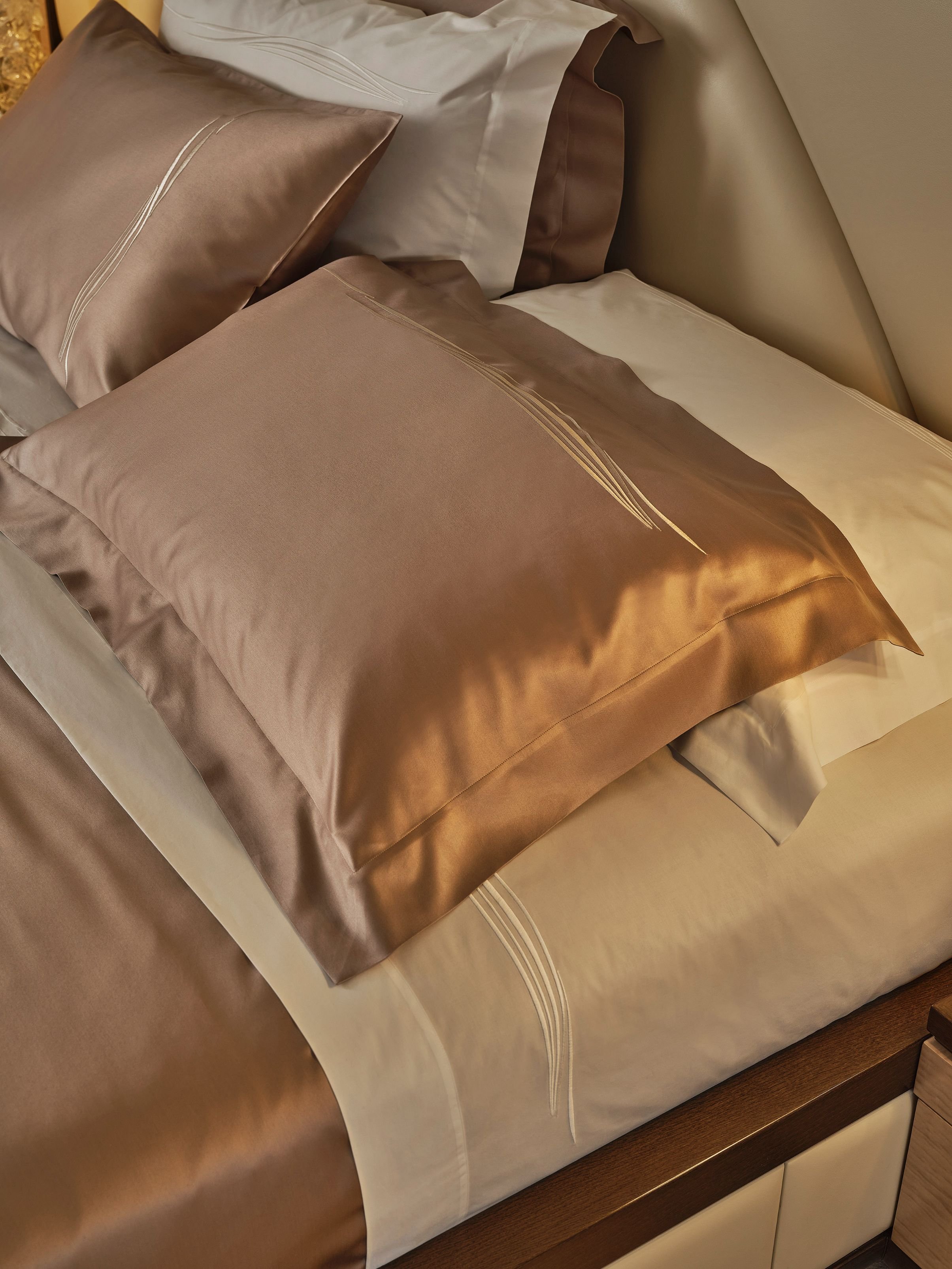 Luxury Bed Linens - Oliveri
