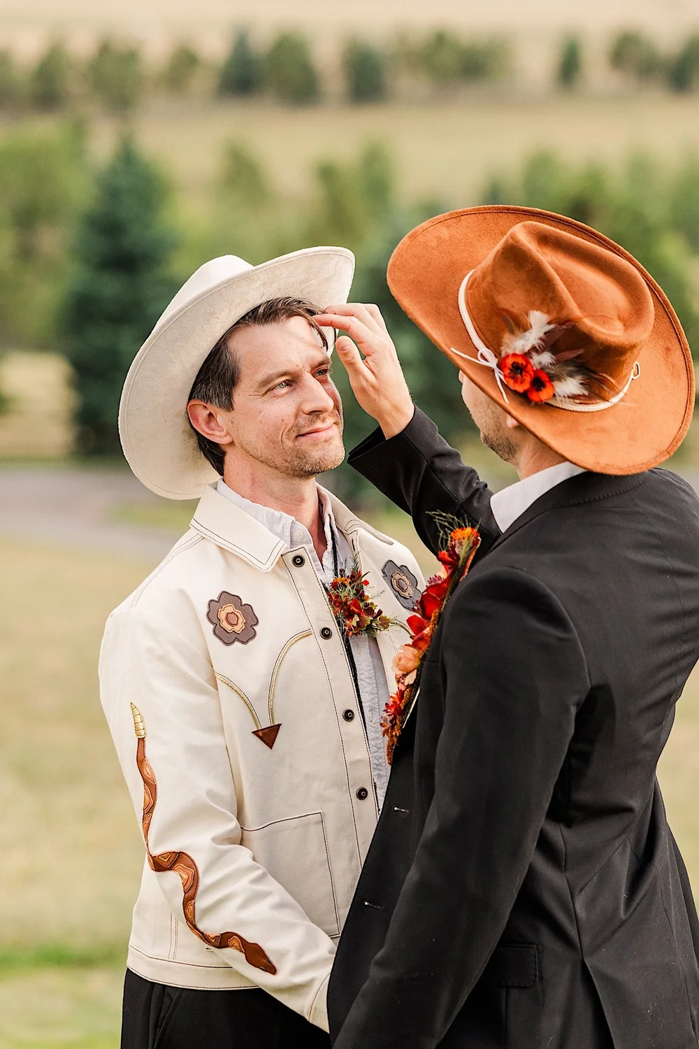 Styled LGBTQ+ Wedding Shoot at Spruce Mountain Ranch in Colorado ...
