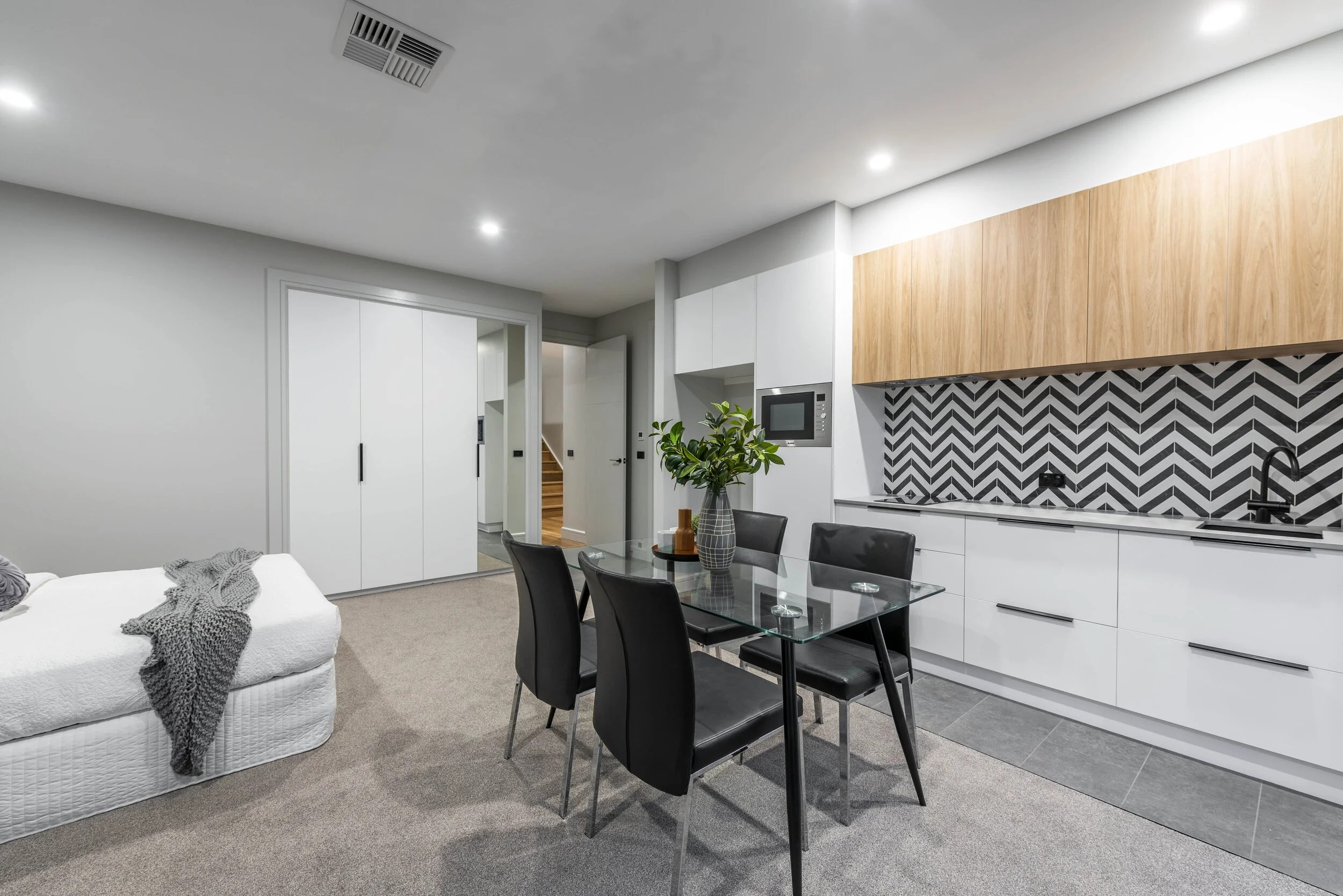 Chapman 1 — Home