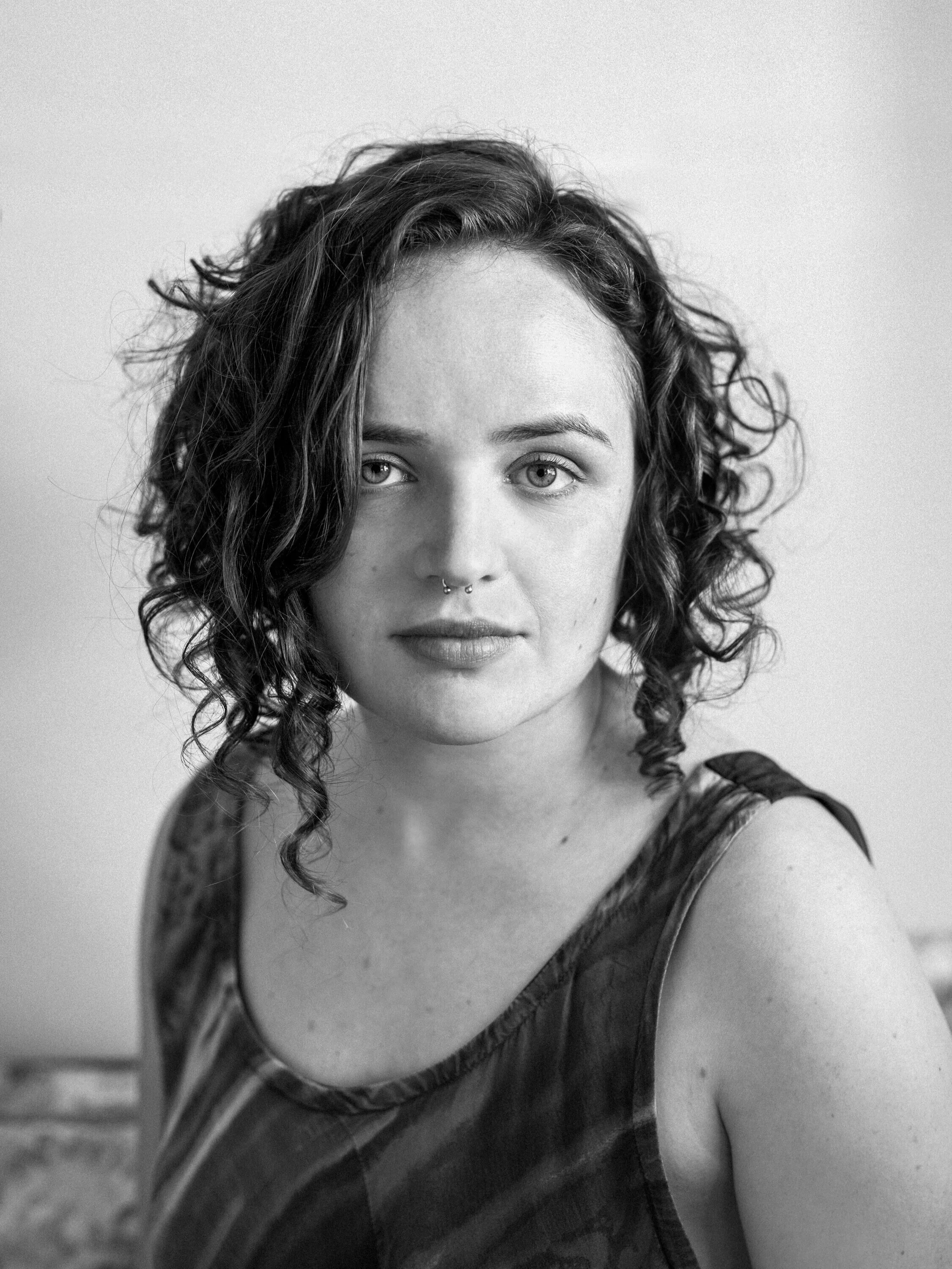 Contact — Charlotte Salusinszky