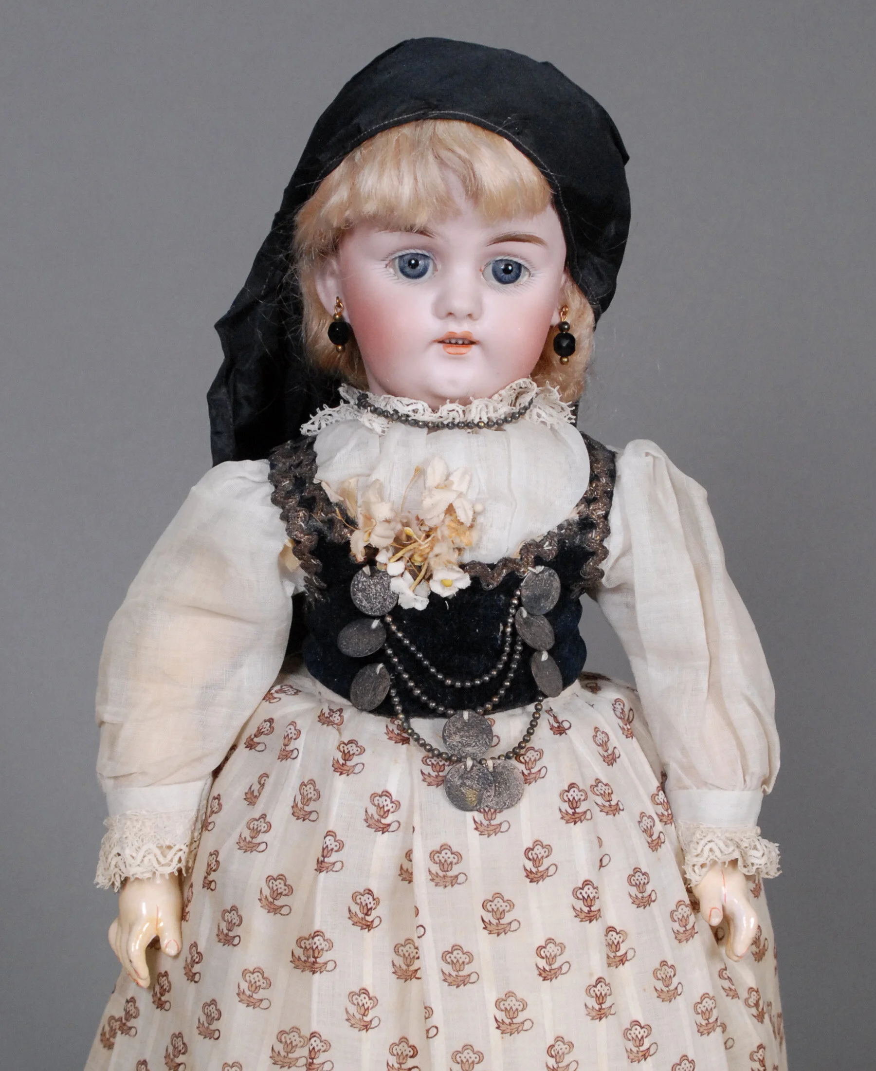 German Dolls — Carmel Doll Shop