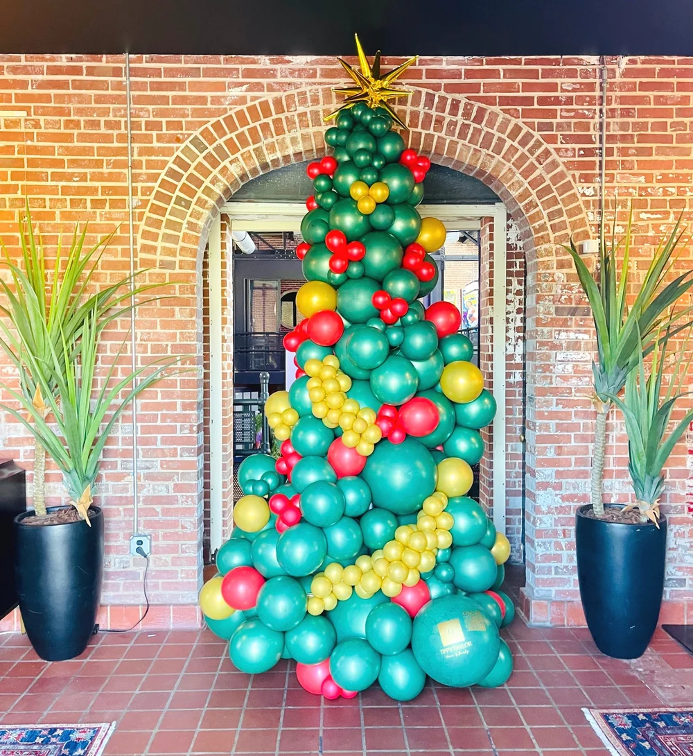 Sarasota, FL Interior Decorator & Event Designer - Tippy creates ...