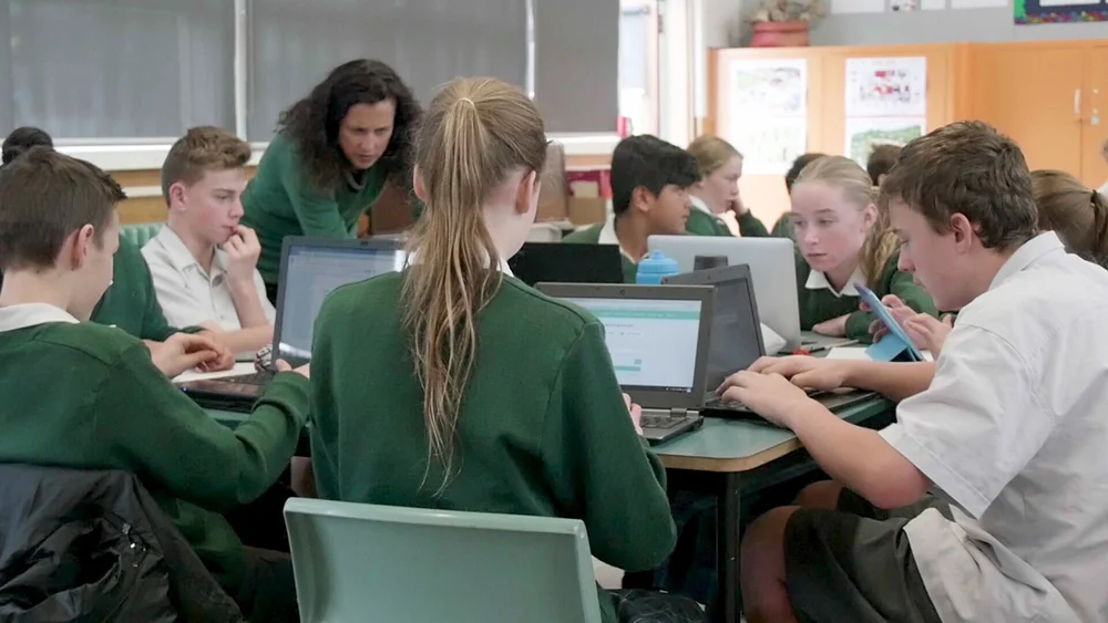 Financial Education Lessons For Schools — MoneyTime