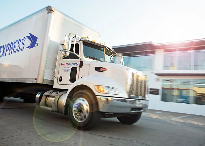 Long Distance Courier Service in Dallas — Eagle Express