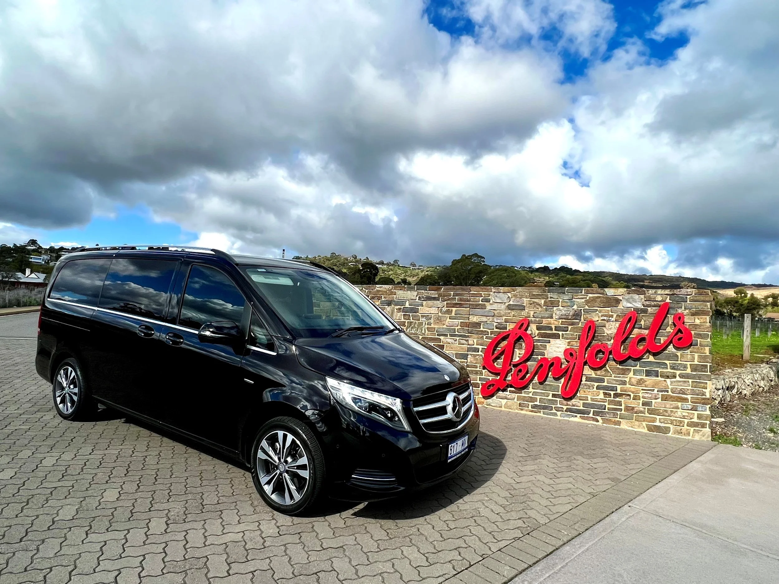 Luxury SUV Australia Fleet Premium Chauffeur Cars for You