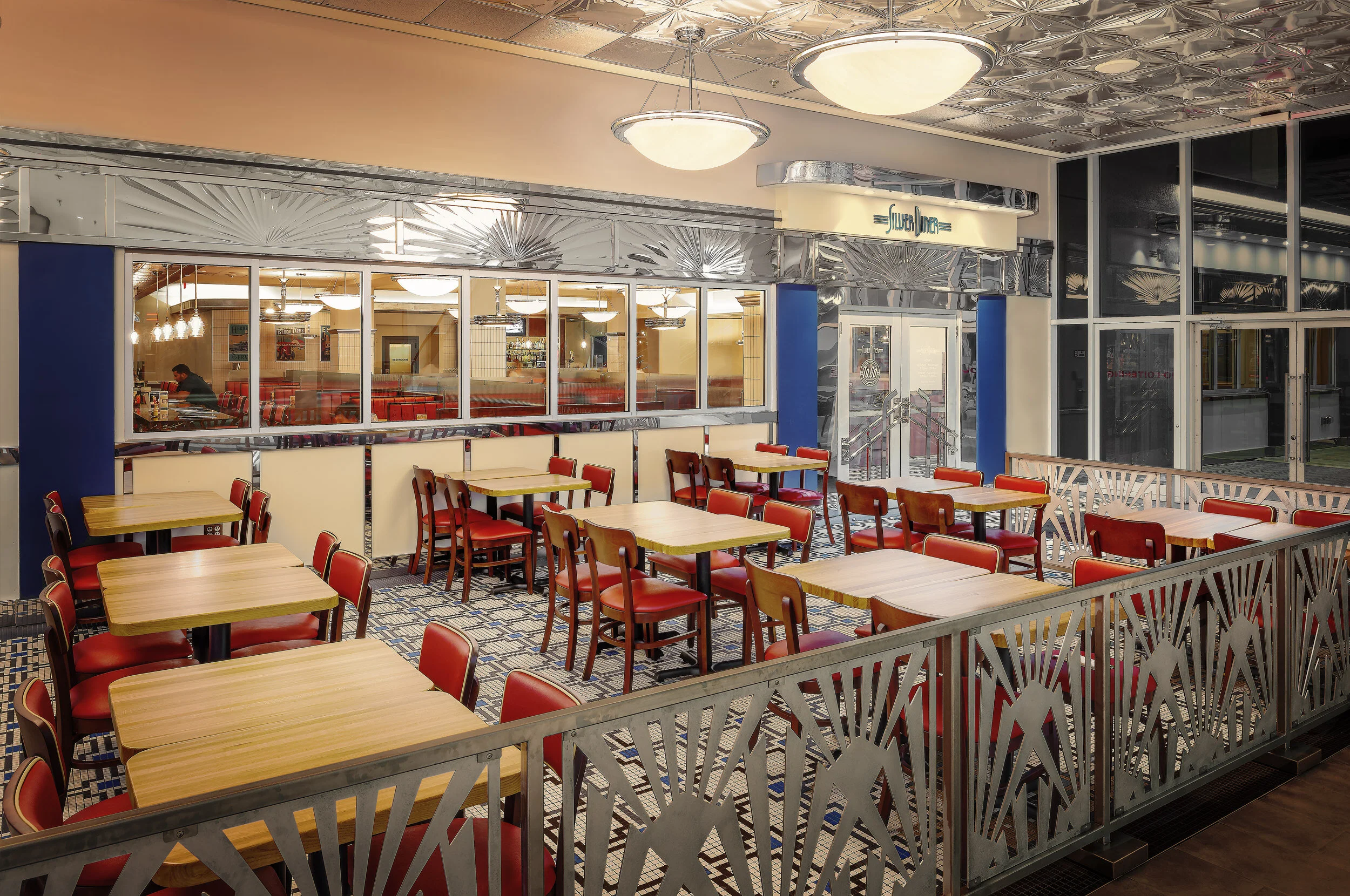 RIO | Experience Dining Today — Silver Diner