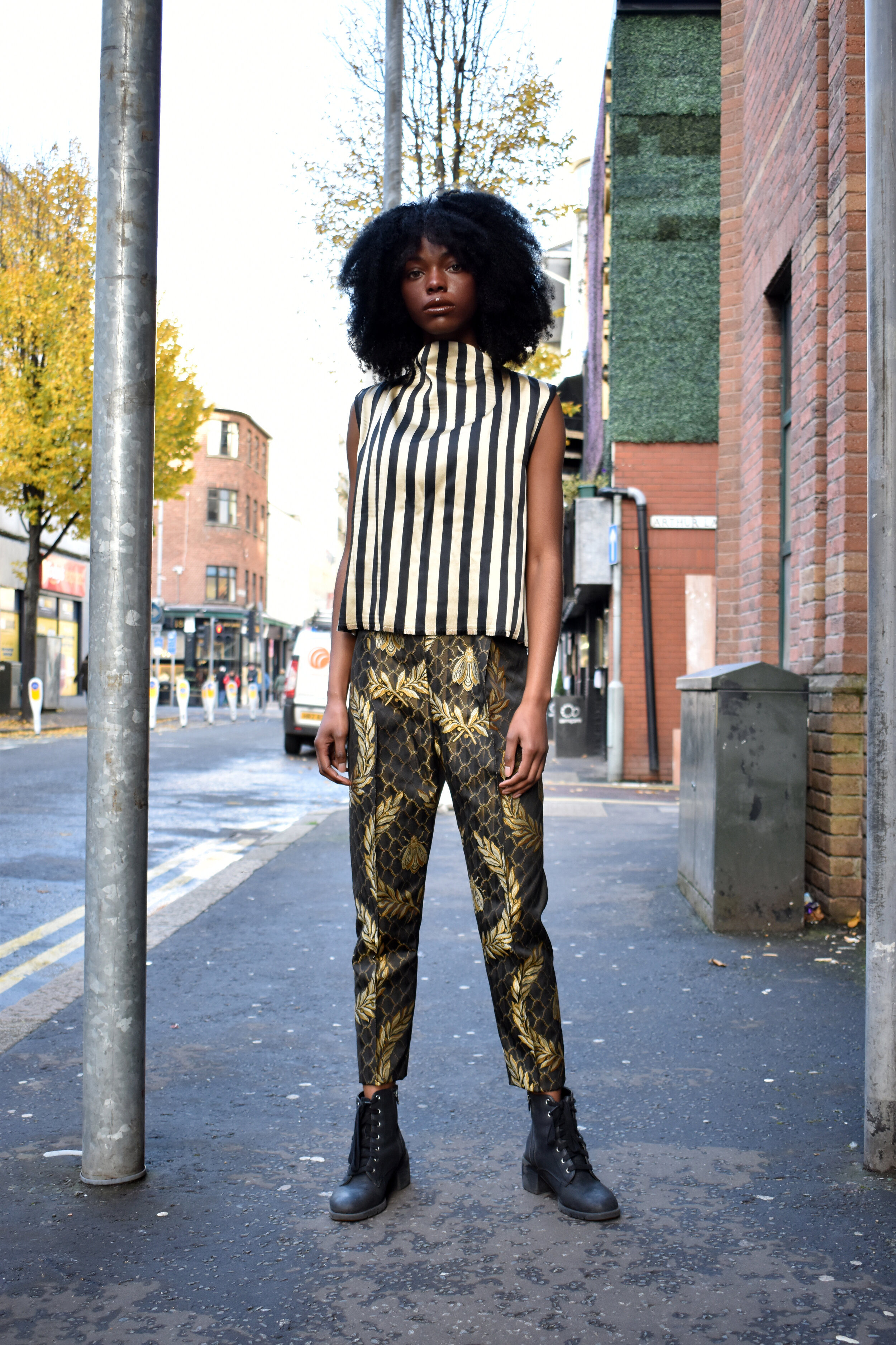 Signature — Una Rodden