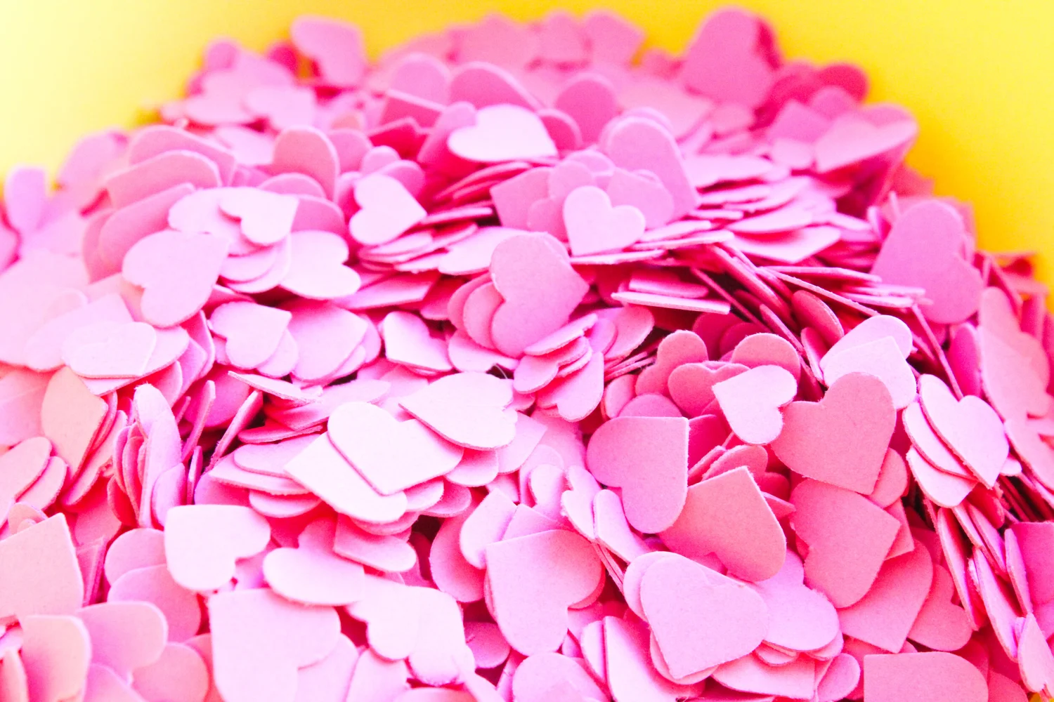 CHESED CONFETTI — Make It Jewish