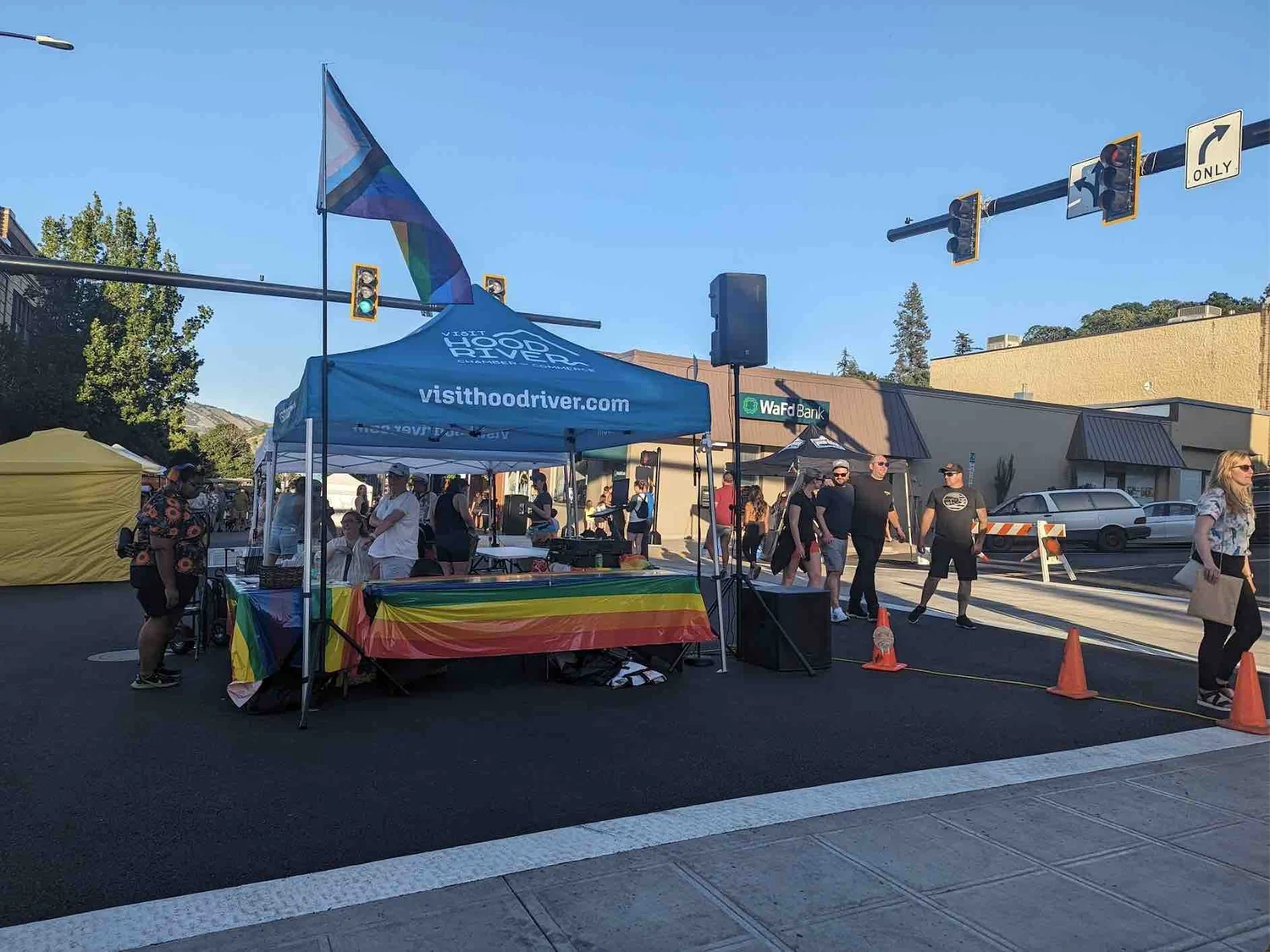 Photo Gallery: Hood River First Friday Shows It's Pride — Columbia ...