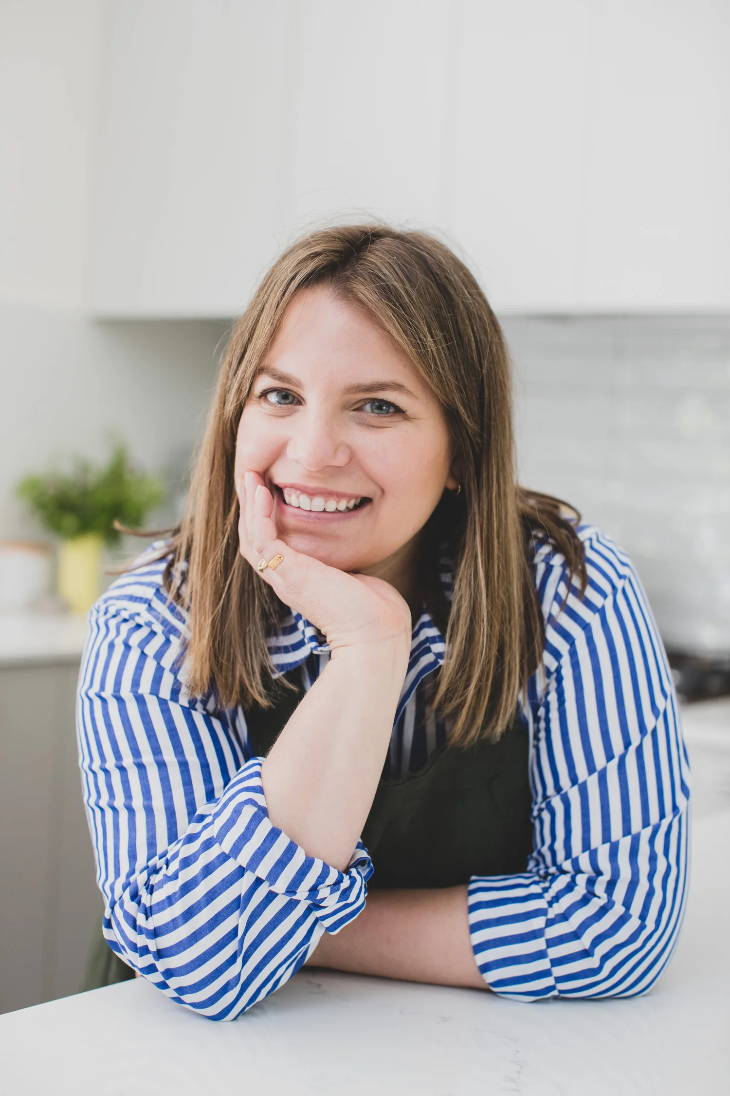 About — Danielle Alvarez