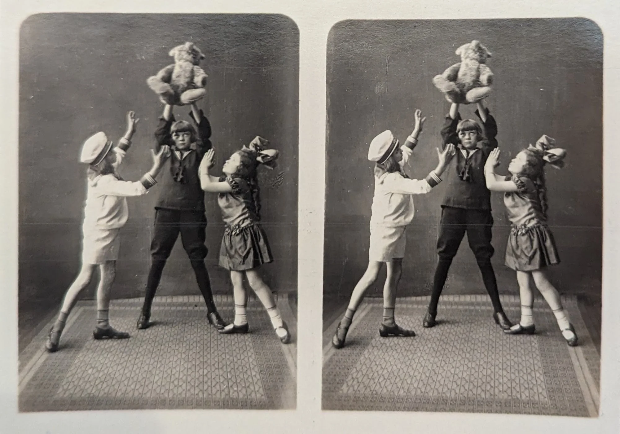 Vintage 3D | Stereoview Spotlight: Theater Children