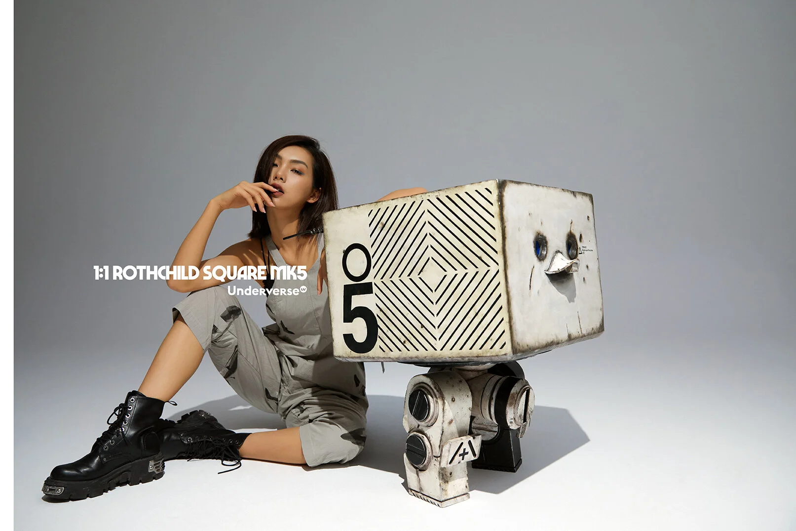 LUV 1:1 WWR2 SQUARE MK5 — UNDERVERSE