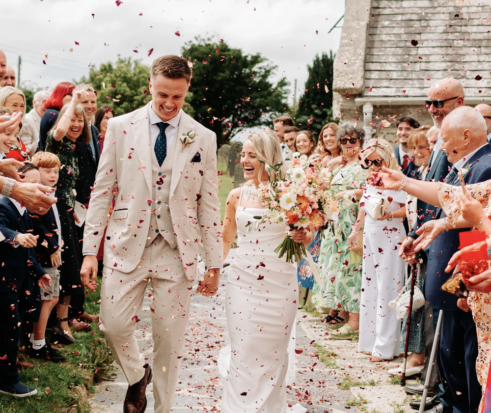 Bridal Gossip | Wedding Dress Boutique & Bridal Stylist