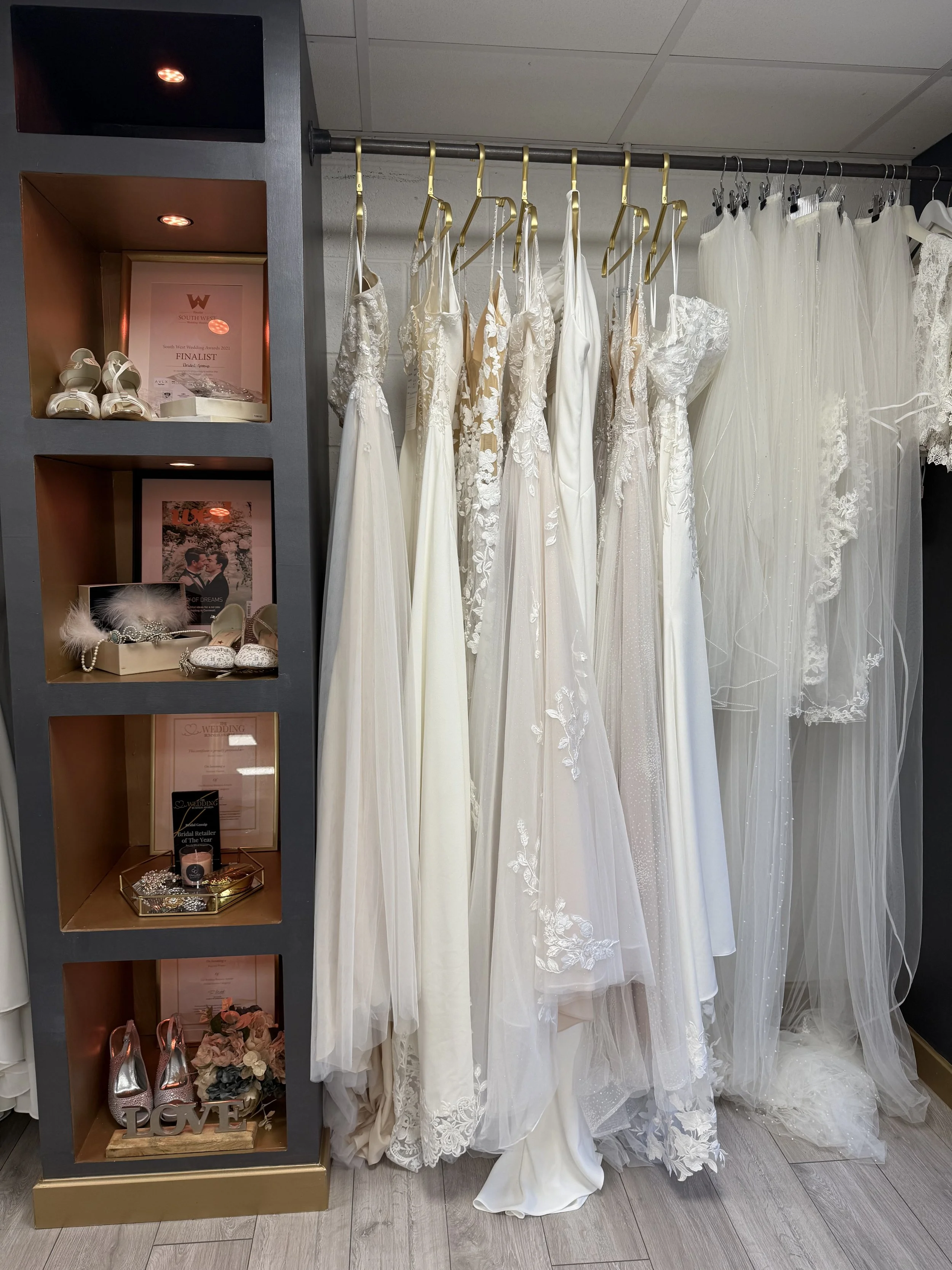 Bridal Gossip | Wedding Dress Boutique & Bridal Stylist